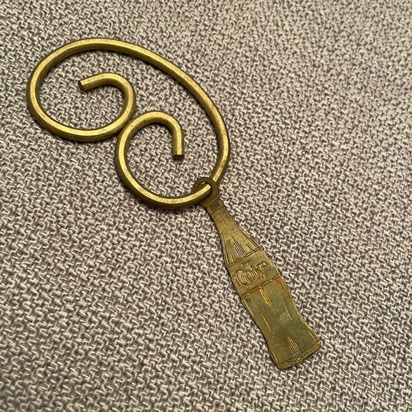 Coca Cola | Accessories | Vintage Cocacola Ring Keychain | Poshmark